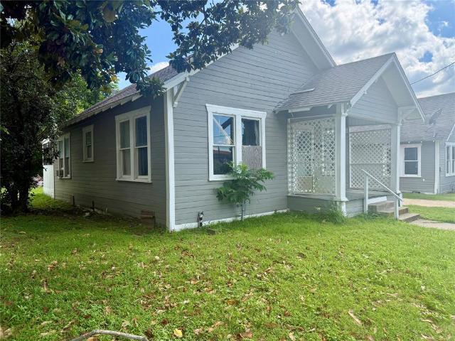 400 Live Oak Street