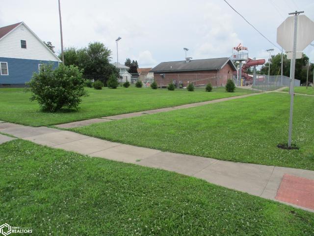 400 Lincoln Street