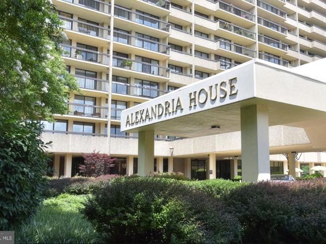 400 Madison St, Unit 1810, Alexandria, VA 22314 | MLS #VAAX2054 | Compass