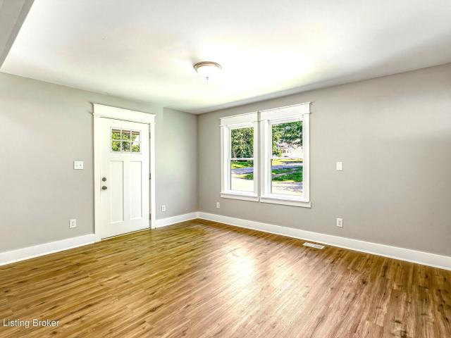 400 Maple Ct