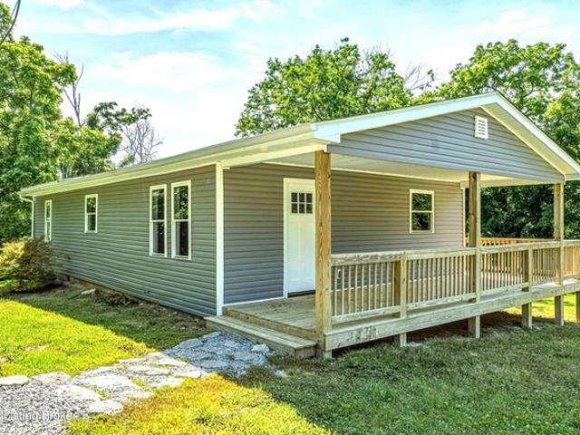 400 Maple Ct, La Grange, KY 40031