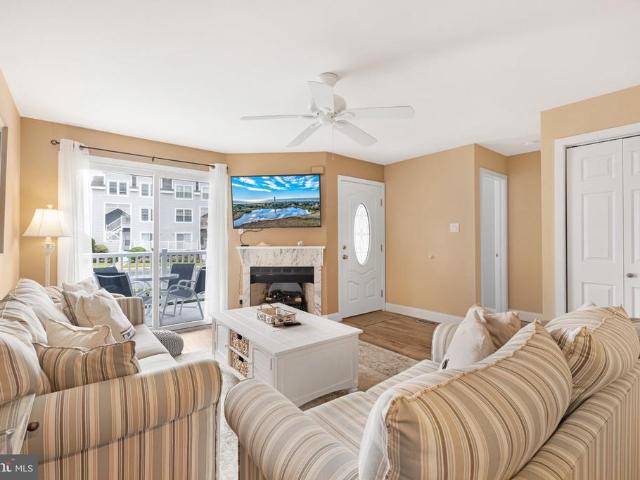 400 Marina Court E # 104