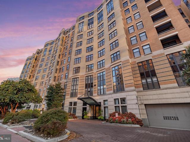 400 Massachusetts Ave NW, Unit 816, Washington, DC 20001 | Compass