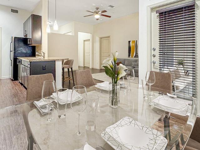 400 McGowen St, Unit 2110, Houston, TX 77006 | MLS #61567