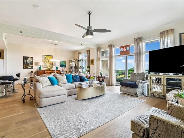 400 Metairie Hammond Highway # 4A