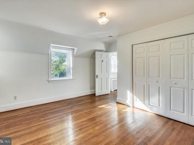 400 Meadow Lane, Falls Church, US, VA