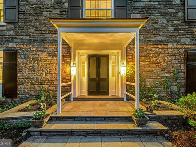 400 Meadowbrook Ave, Wayne, PA 19087