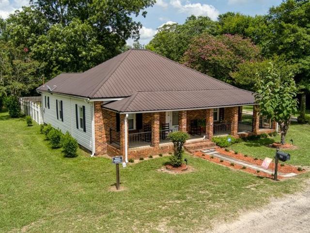 400 Middleton Dr N, Windsor, SC 29856