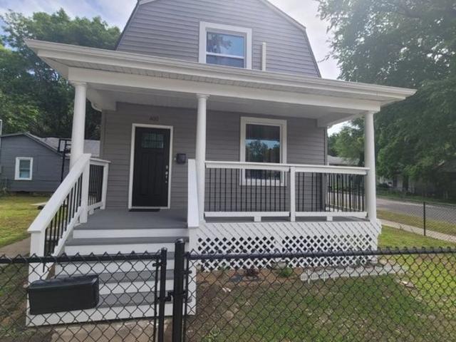 400 N 4th St, Leavenworth, KS 66048