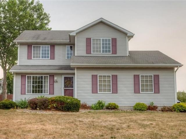 400 N 15th St, Indianola, IA 50125