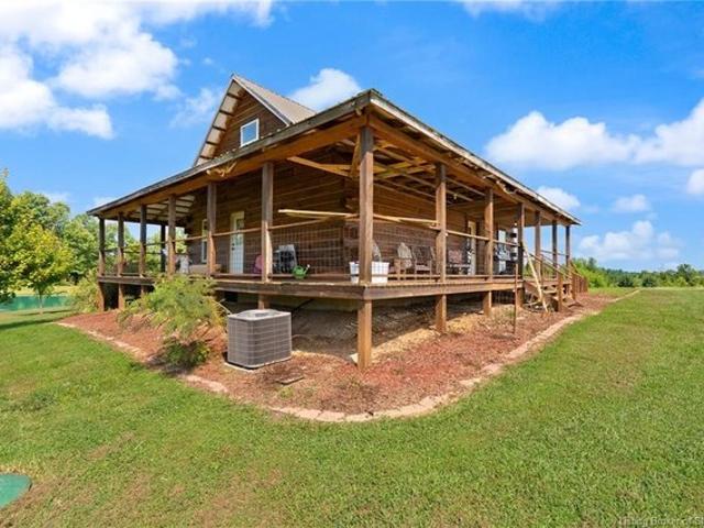 400 N Belcher Rd, Taswell, IN 47175