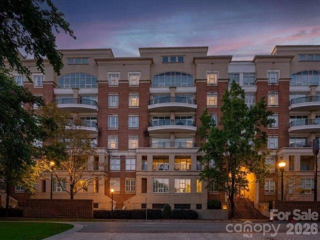 400 N Church St Unit 215, Charlotte, NC 28202