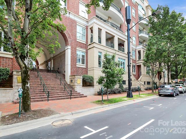 400 N Church St, Unit 414, Charlotte, NC 28202 | MLS #4327 | Compass