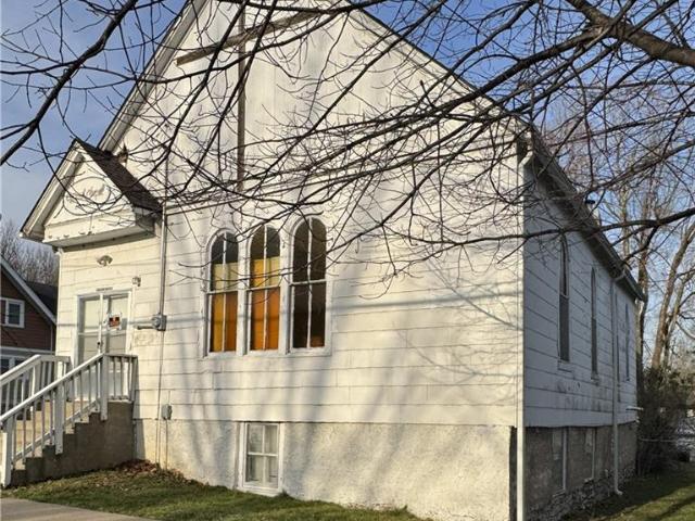 400 N College Street