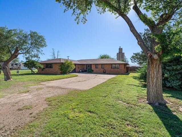 400 N Floyd Ave, Happy, TX 79042