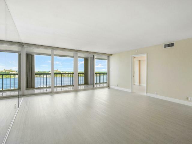 400 N Flagler Drive, West Palm Beach, FL
