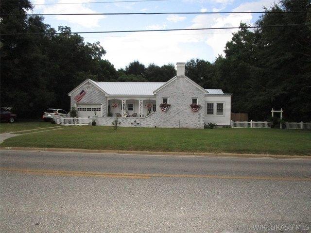 400 N Johnson St, Samson, AL 36477
