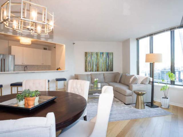 400 N La Salle Drive # 1002