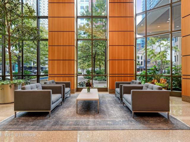 400 N La Salle Drive # 2002