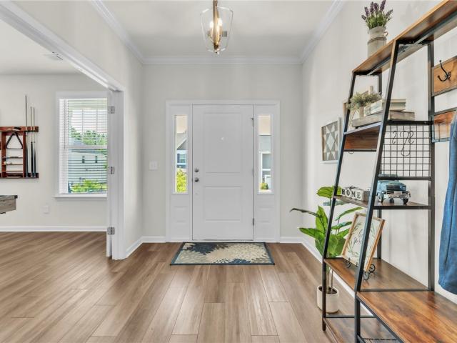 400 N Oak Crest Drive