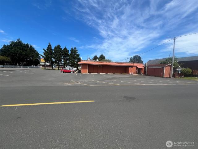 400 N Pacific Avenue