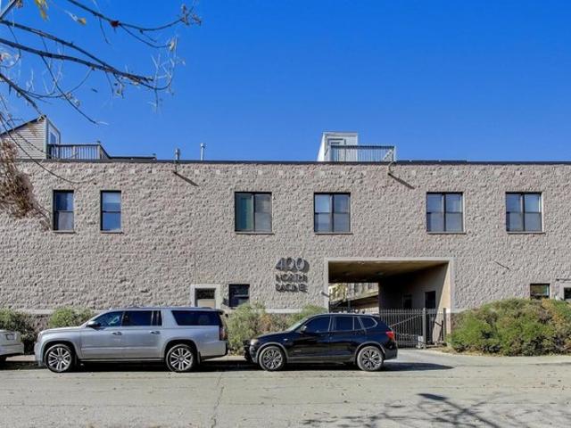 400 N Racine Ave Apt 204, Chicago, IL 60642