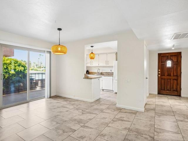 400 N Sunrise Way Apt 228, Palm Springs, CA 92262