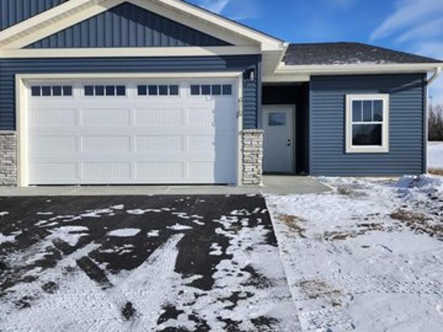 400 Norske St, Woodville, WI 54028