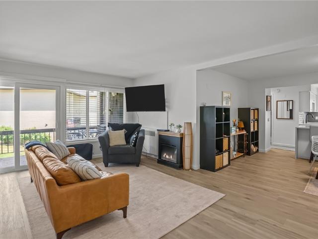 400 Narragansett Parkway South C 4