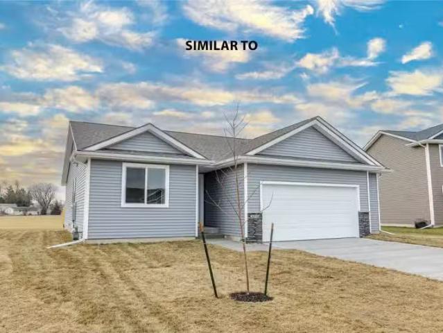 400 NE DRIFTWOOD ST, ELKHART, IA 50073 Single Family Residence.