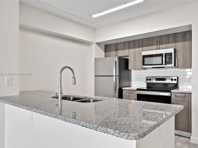 400 NW 112th Ave Apt 324, Doral, FL 33172