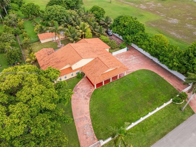 400 NW 128th Ave, Miami, FL 33182 | MLS #A11839