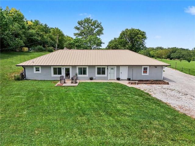 400 NW 1601st Road