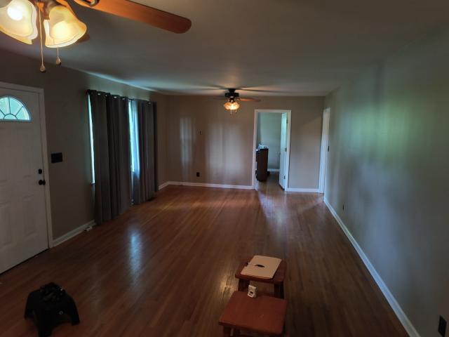 400 NW Williams Rd