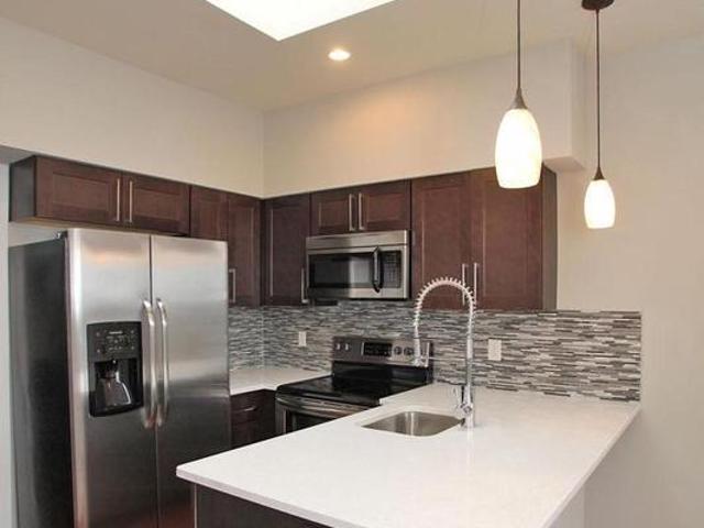 400 S 45Th Street # 1B