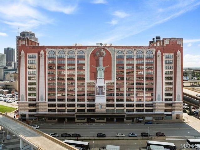 400 S 14th St Apt 906, Saint Louis, MO 63103