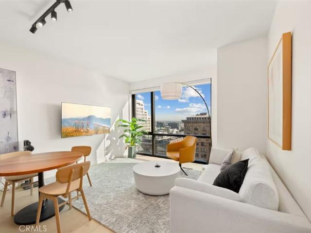 400 S Broadway, Unit 1601, Los Angeles, CA 90013 | MLS #CV25060 | Compass