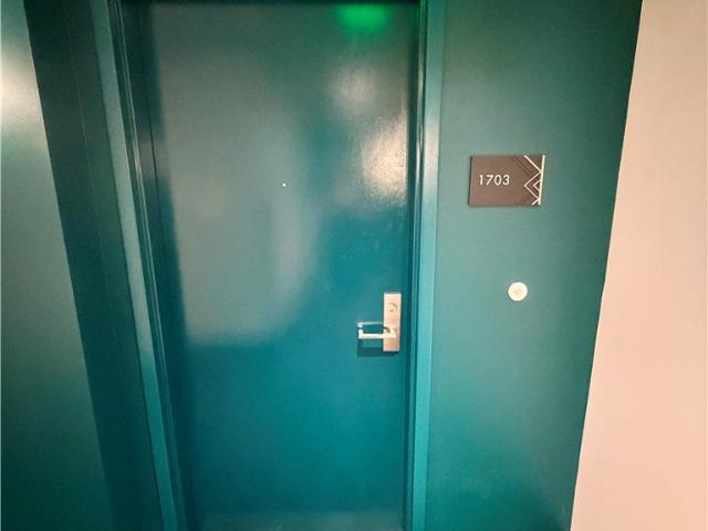 400 S Broadway, Unit 1703, Los Angeles, CA 90013 | MLS #OC26045