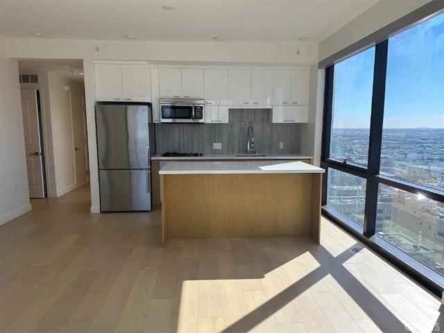 400 S Broadway, Unit 2710, Los Angeles, CA 90013 | MLS #AR26025