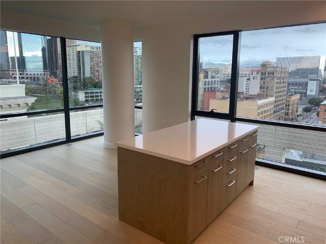 400 S Broadway, Los Angeles, CA 90013 | MLS #SR26145