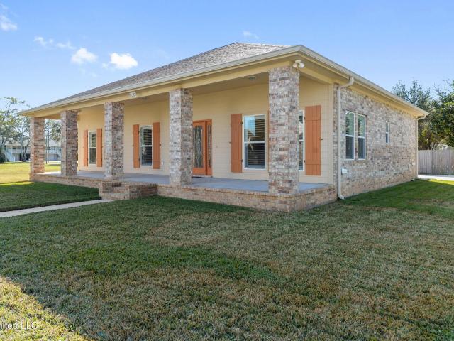 400 S Burke Ave, Long Beach, MS 39560 | MLS #4136