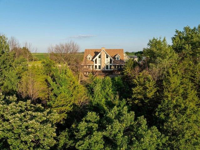 400 S Ellicott St, Mitchell, IA 50461