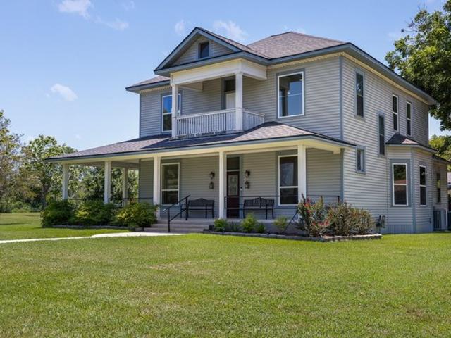 400 S Front St, Caldwell, TX 77836