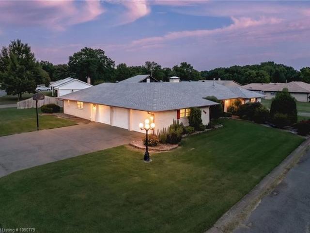 400 S Fryar Dr, Sallisaw, OK 74955