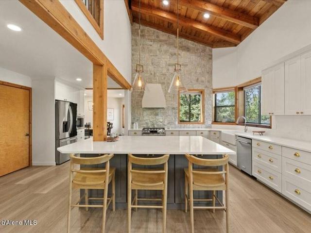 400 S Ohana Beach Dr, Coeur d'Alene, ID 83814