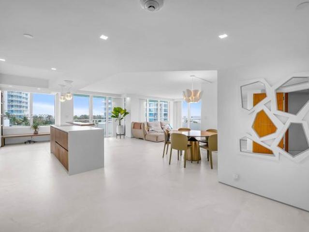 400 South Pointe Dr #604 Miami Beach, FL 33139