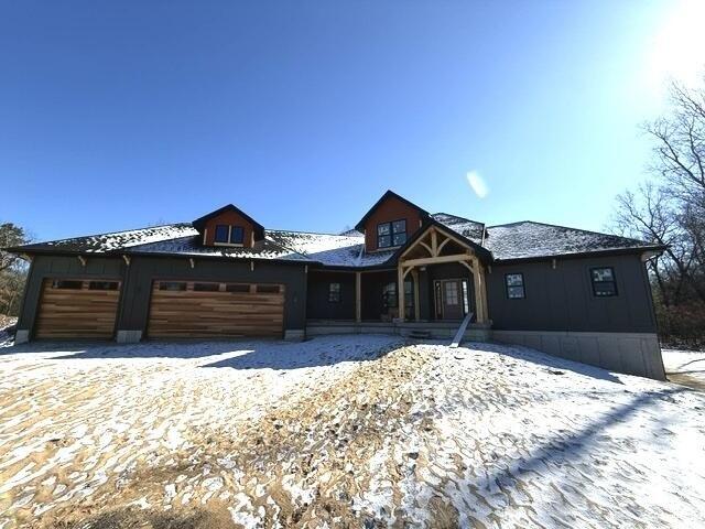 400 Sabine Dr Unit 8, Muskegon, MI 49442
