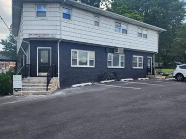 400 Seaton Ave, Roselle Park, NJ 07204