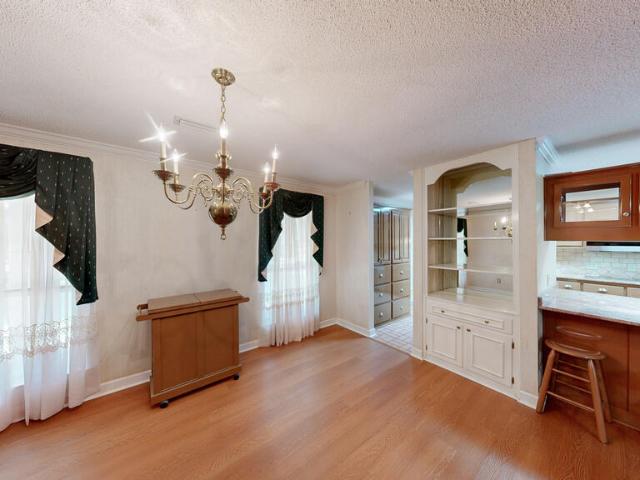 400 Shakespeare Drive