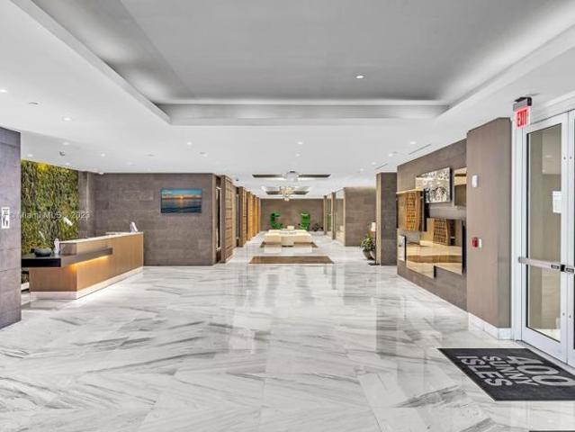 400 Sunny Isles Blvd #405, Sunny Isles Beach, FL 33160